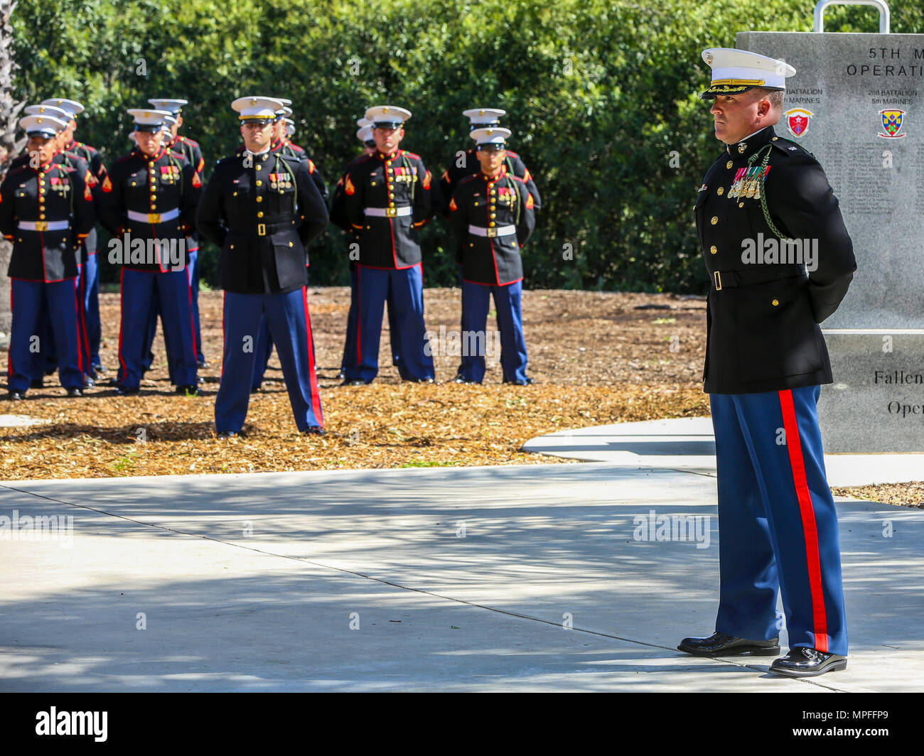Le Lieutenant-colonel du Corps des Marines américain Lucas McConnell ...