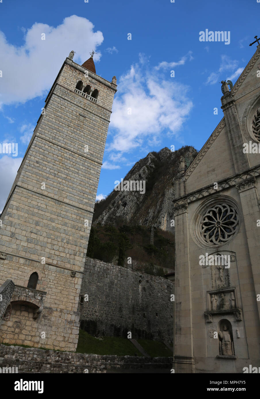 Gemona del friuli Banque de photographies et d’images à haute ...
