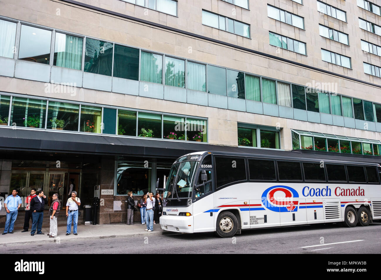 Coach canada tour bus Banque de photographies et d’images à haute ...