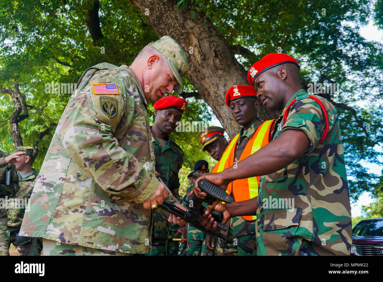 Malawi armed forces Banque de photographies et d’images à haute ...