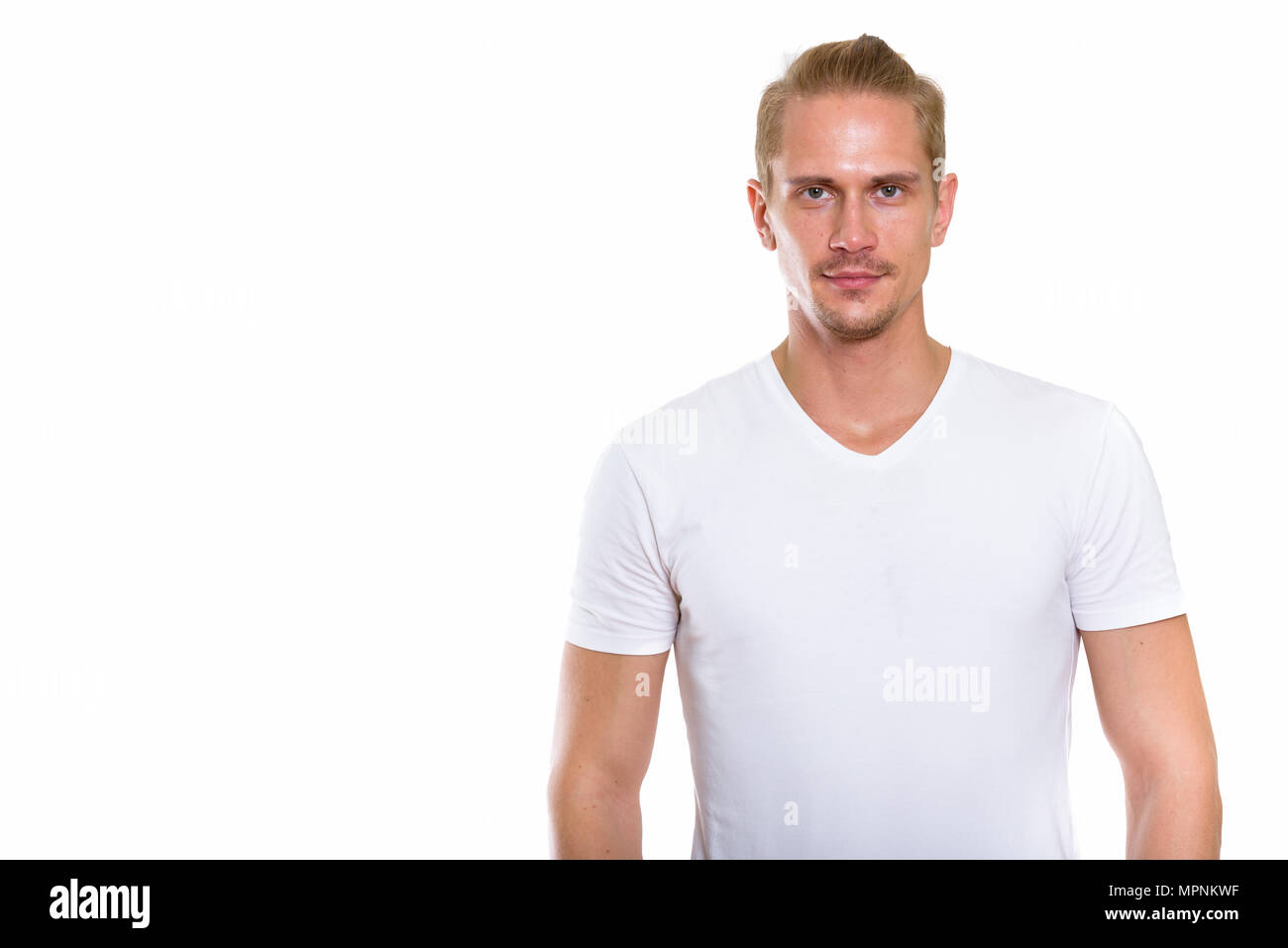 Un jeune homme blanc Banque de photographies et d’images à haute ...