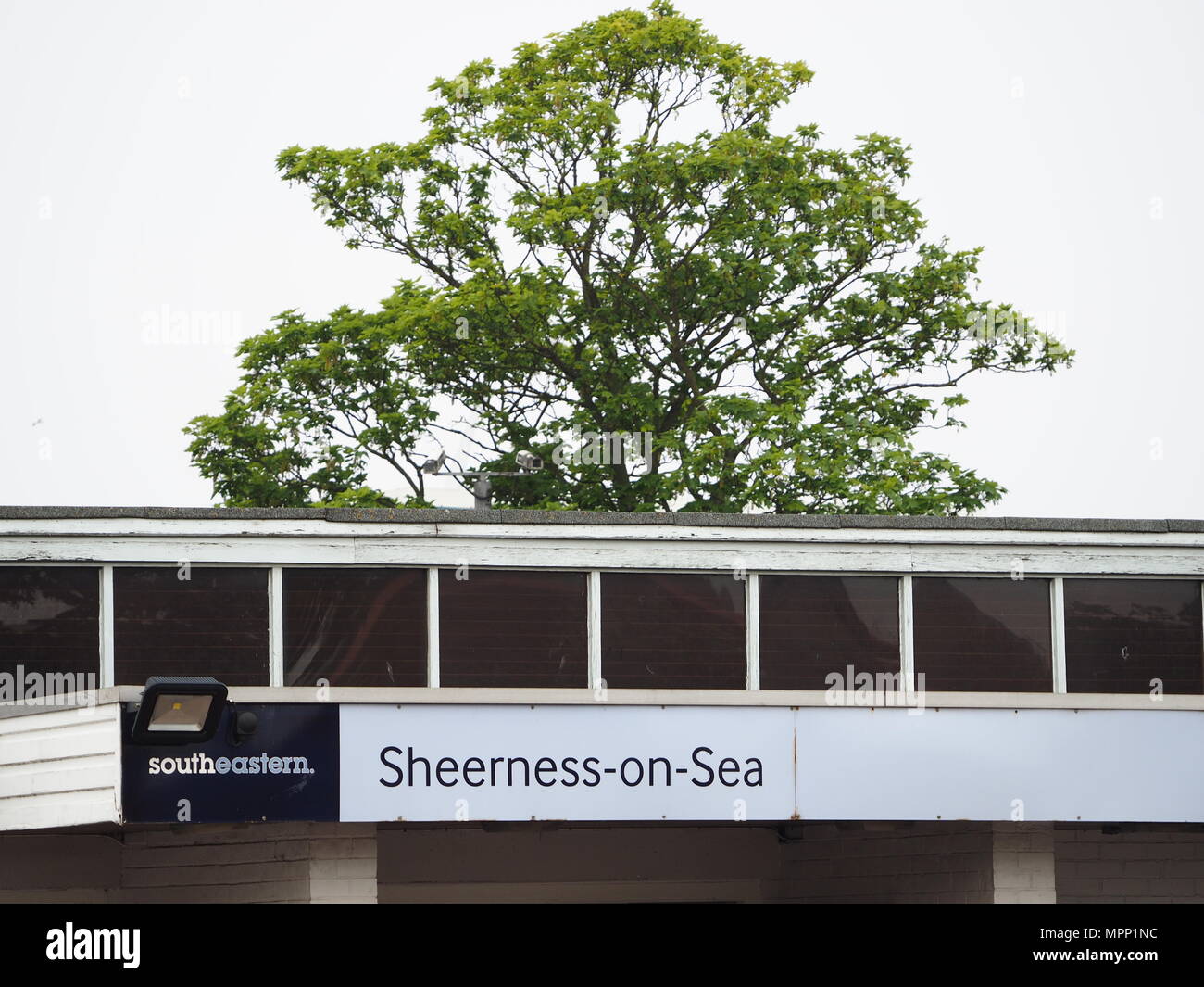 Train sheerness Banque de photographies et d’images à haute résolution ...