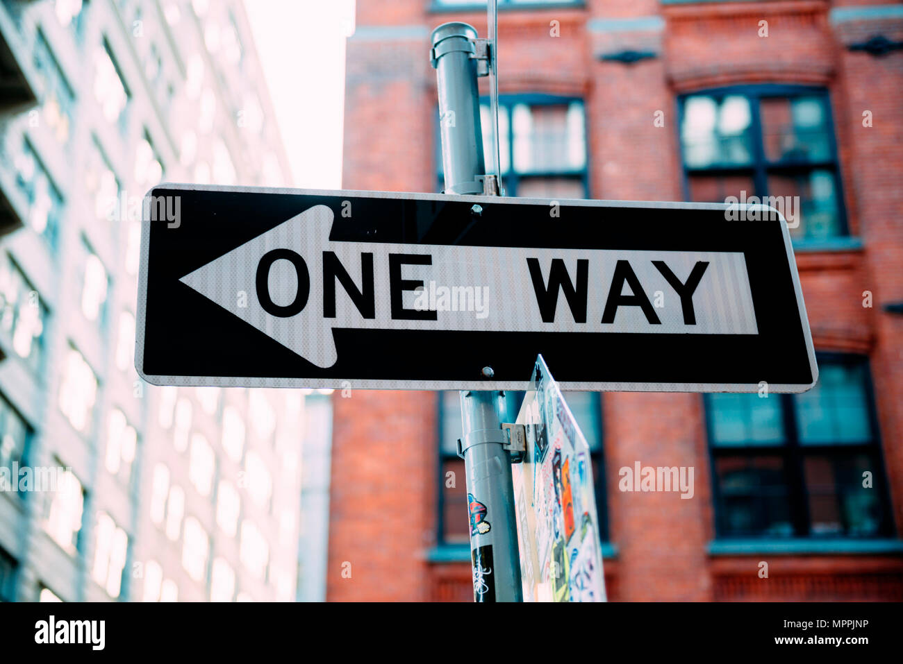 One way sign Banque de photographies et d’images à haute résolution - Alamy