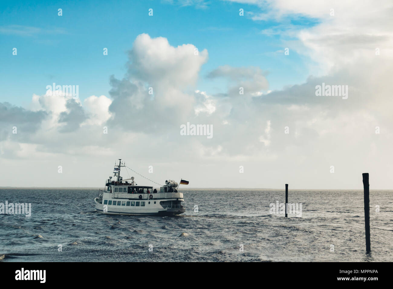 Voie de ferry pour wangerooge Banque de photographies et d’images à ...