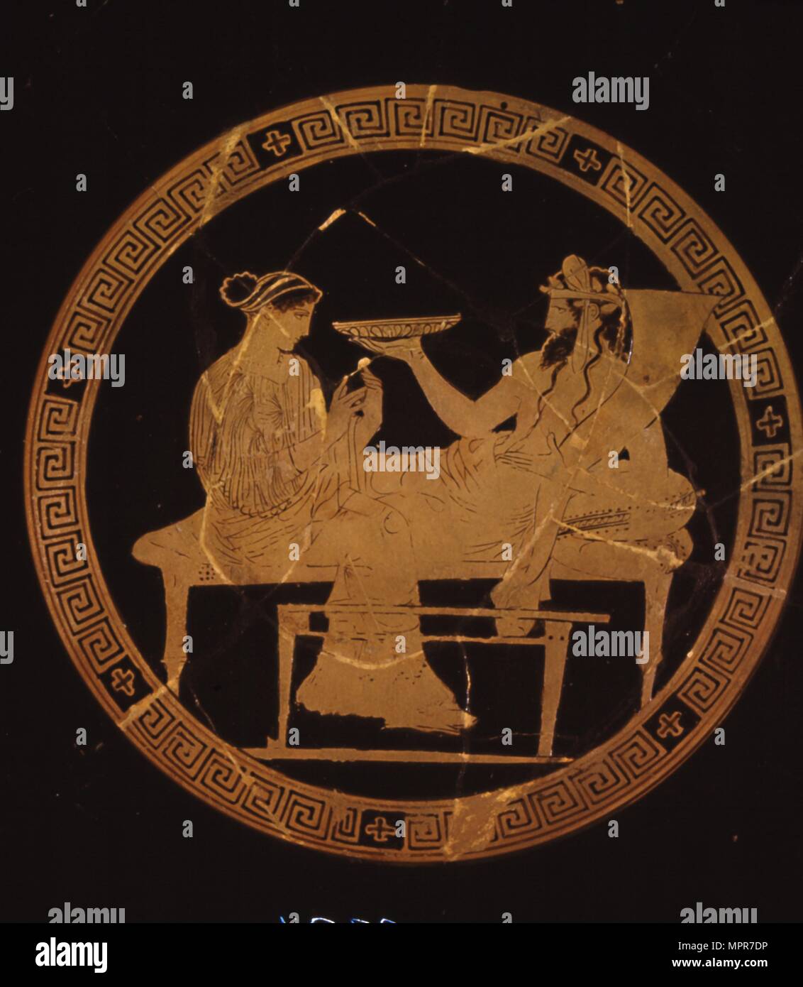Hadès et Perséphone Banquets : Altic-rouge figure Kylix, c430 BC ...