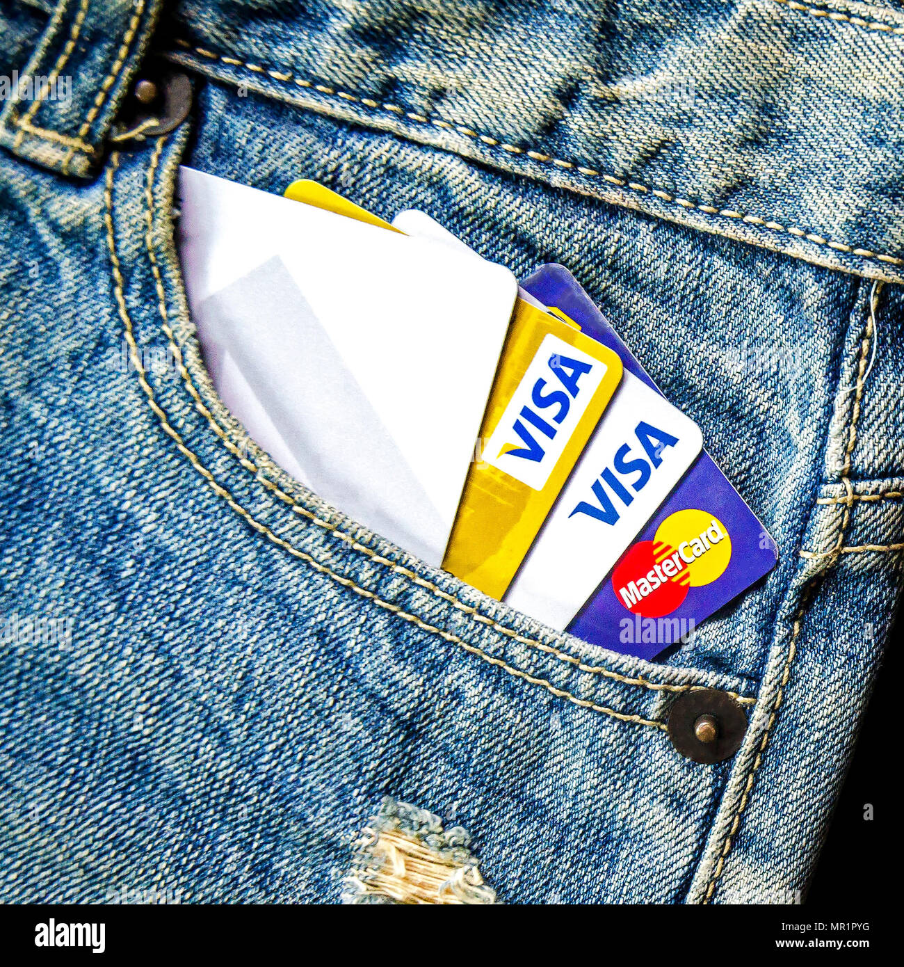 Carte maestro Banque de photographies et d’images à haute résolution ...