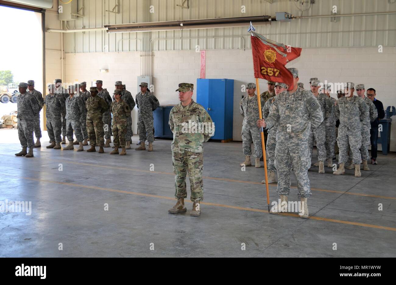 Premier lieutenant Anthony Lafleur, un autochtone à Reno, Nevada, a ...