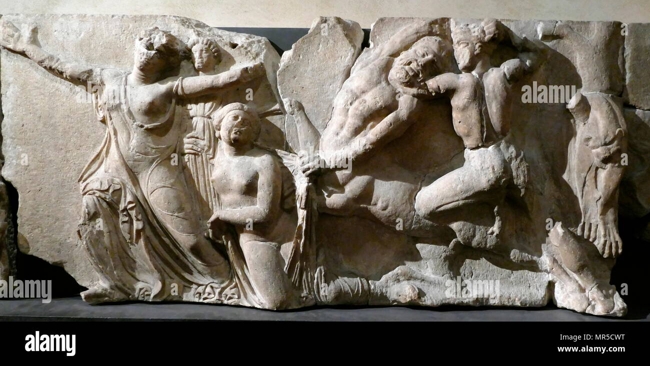 La Frise Bassae comprend une série de sculptures en relief du Temple d ...