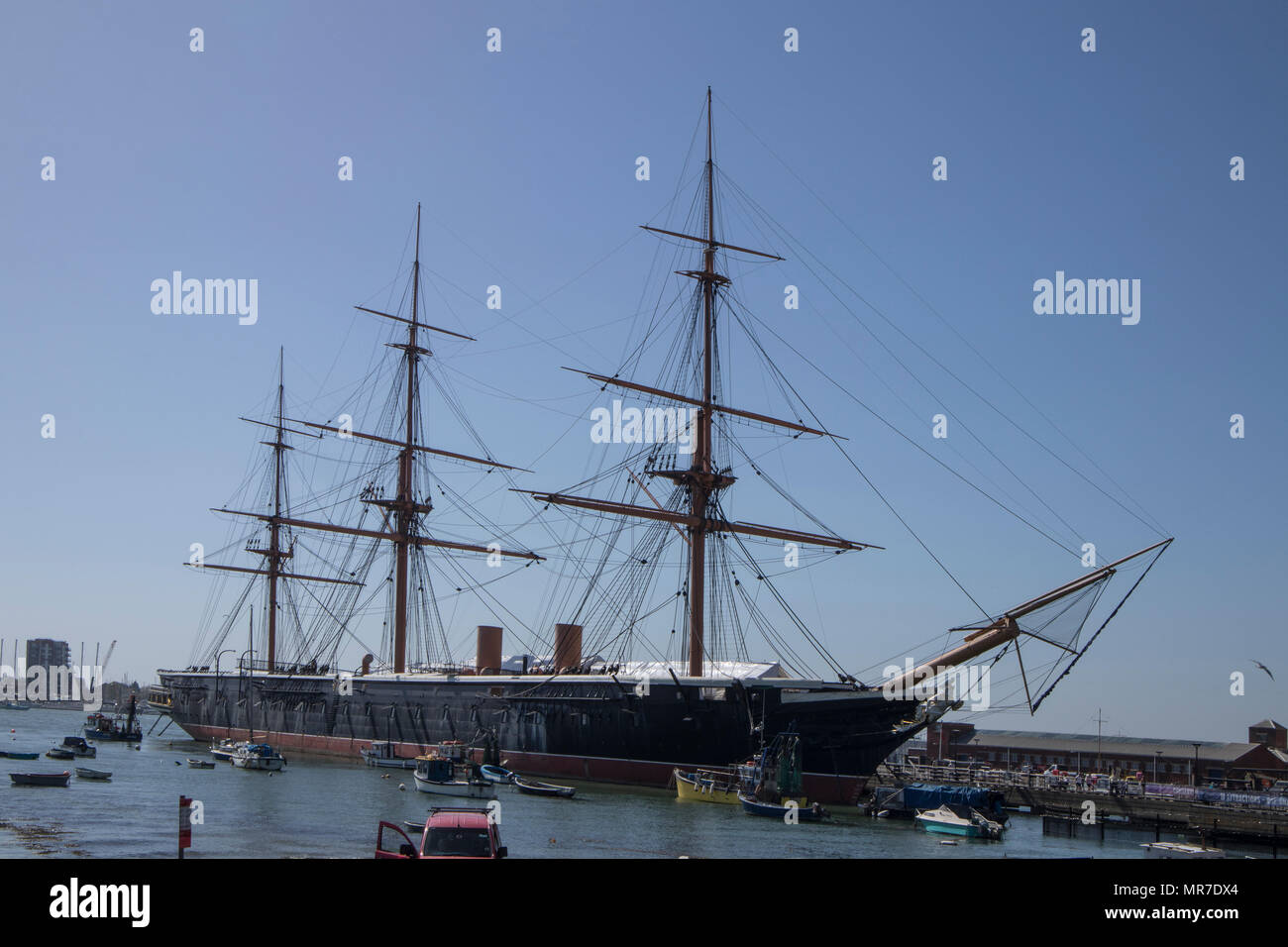 Hms sussex Banque de photographies et d’images à haute résolution - Alamy