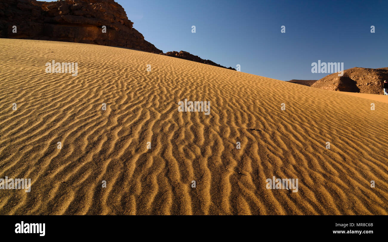 Tassili n'ajjer algérie Banque de photographies et d’images à haute résolution - Alamy