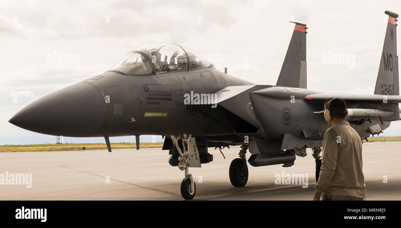 Le colonel Jefferson O'Donnell, 366e Escadre de chasse, commandant de ...