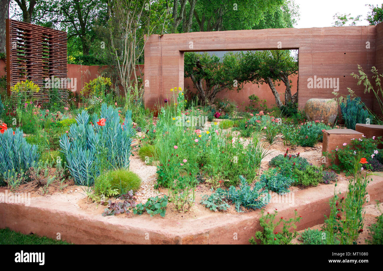 Le M&G Garden par Sarah Price, RHS Chelsea Flower Show 2018 Photo Stock ...