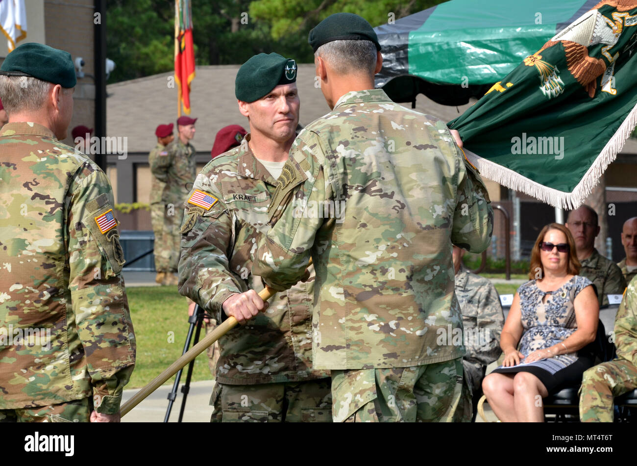 1st special forces command Banque de photographies et d’images à haute ...