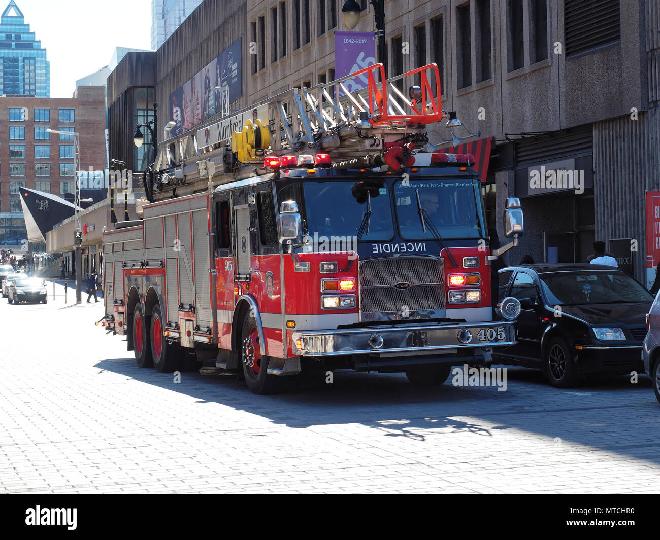 Montreal Fire Truck Photos & Montreal Fire Truck Images - Alamy