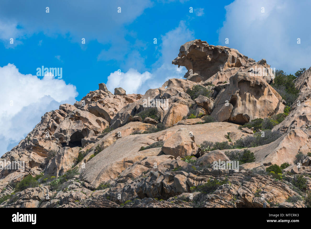 Rochers de la sardaigne Banque de photographies et d’images à haute ...