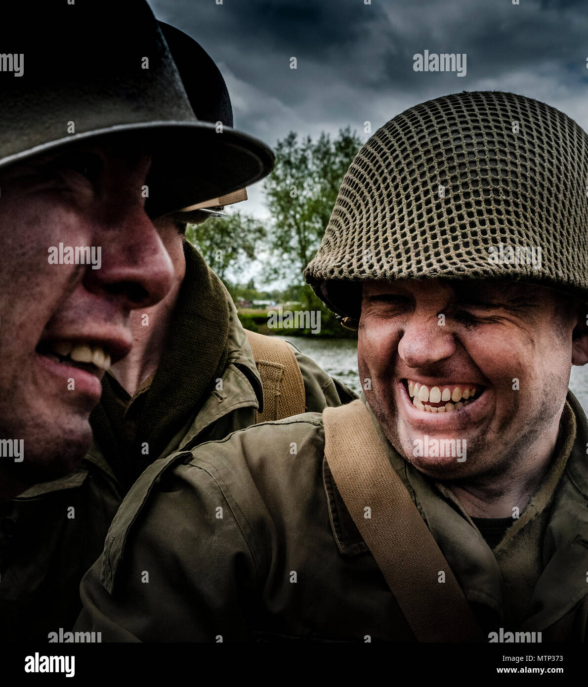 Portrait of a smiling GI américain soldat de la Seconde Guerre mondiale ...