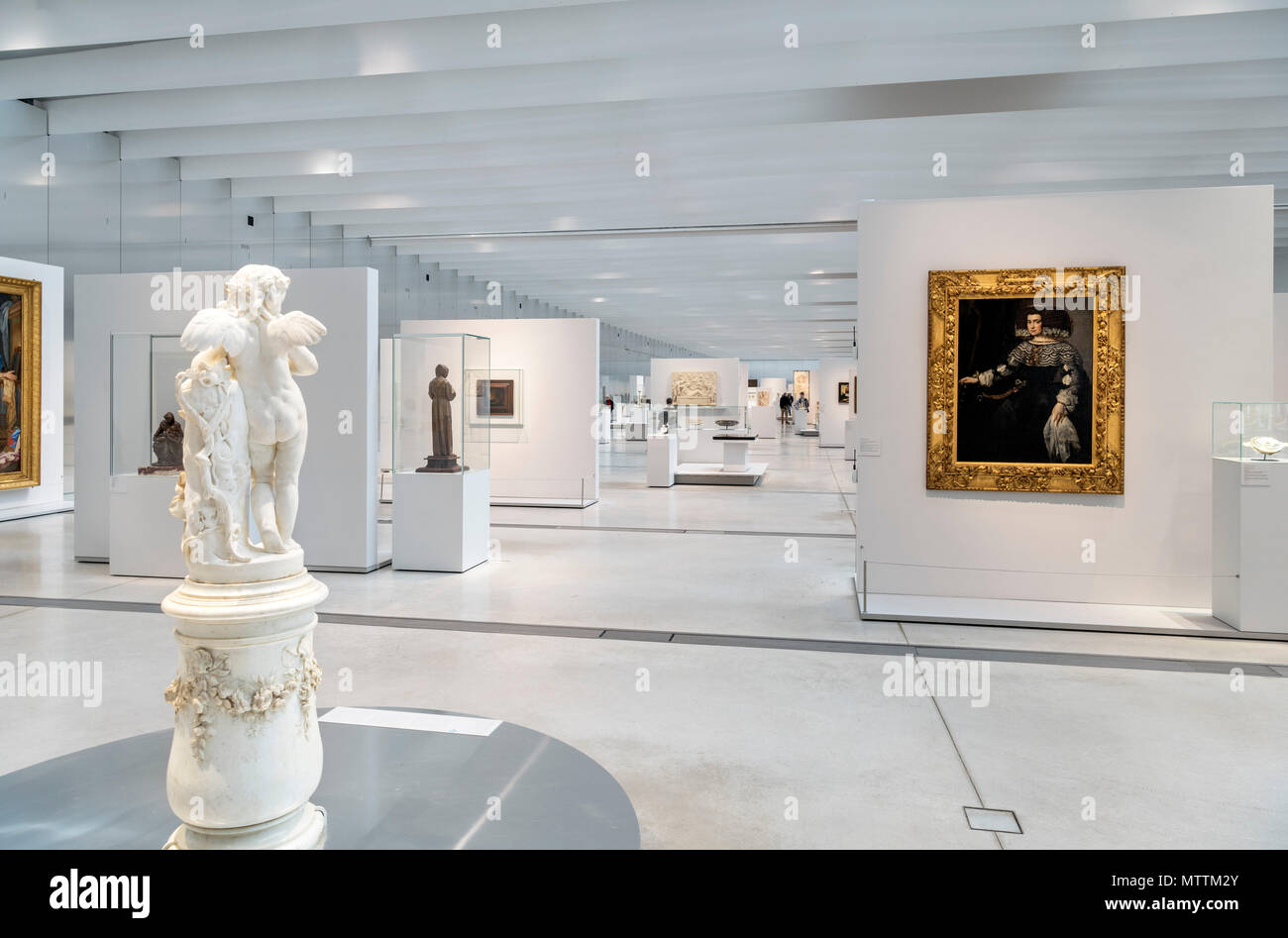 Louvre lens Banque de photographies et d’images à haute résolution - Alamy