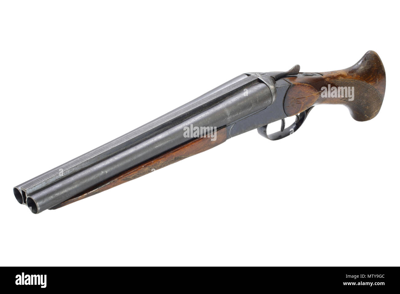 Arme du crime - fusil à canon scié isolated on white Photo Stock - Alamy