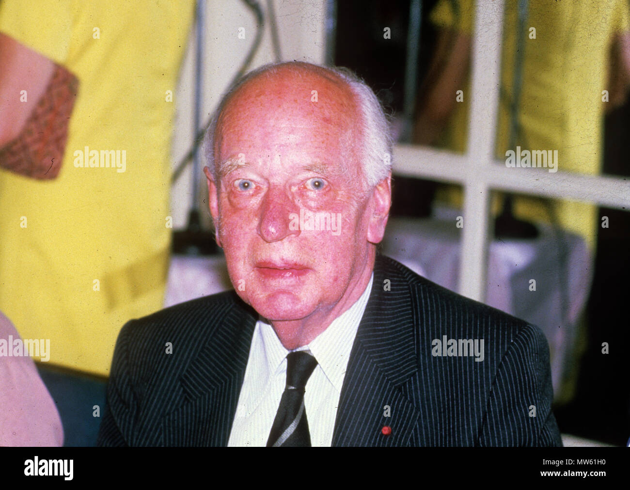 Maurice buckmaster Banque de photographies et d’images à haute ...