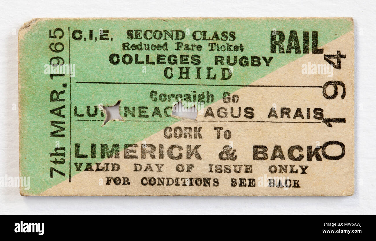 Old irish train ticket Banque de photographies et d’images à haute ...