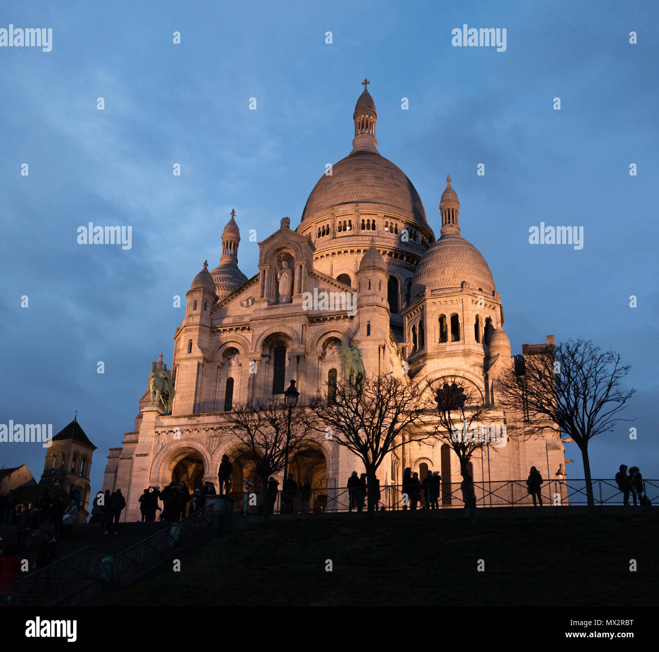 Sacre coeur paris bell dome Banque de photographies et d’images à haute ...