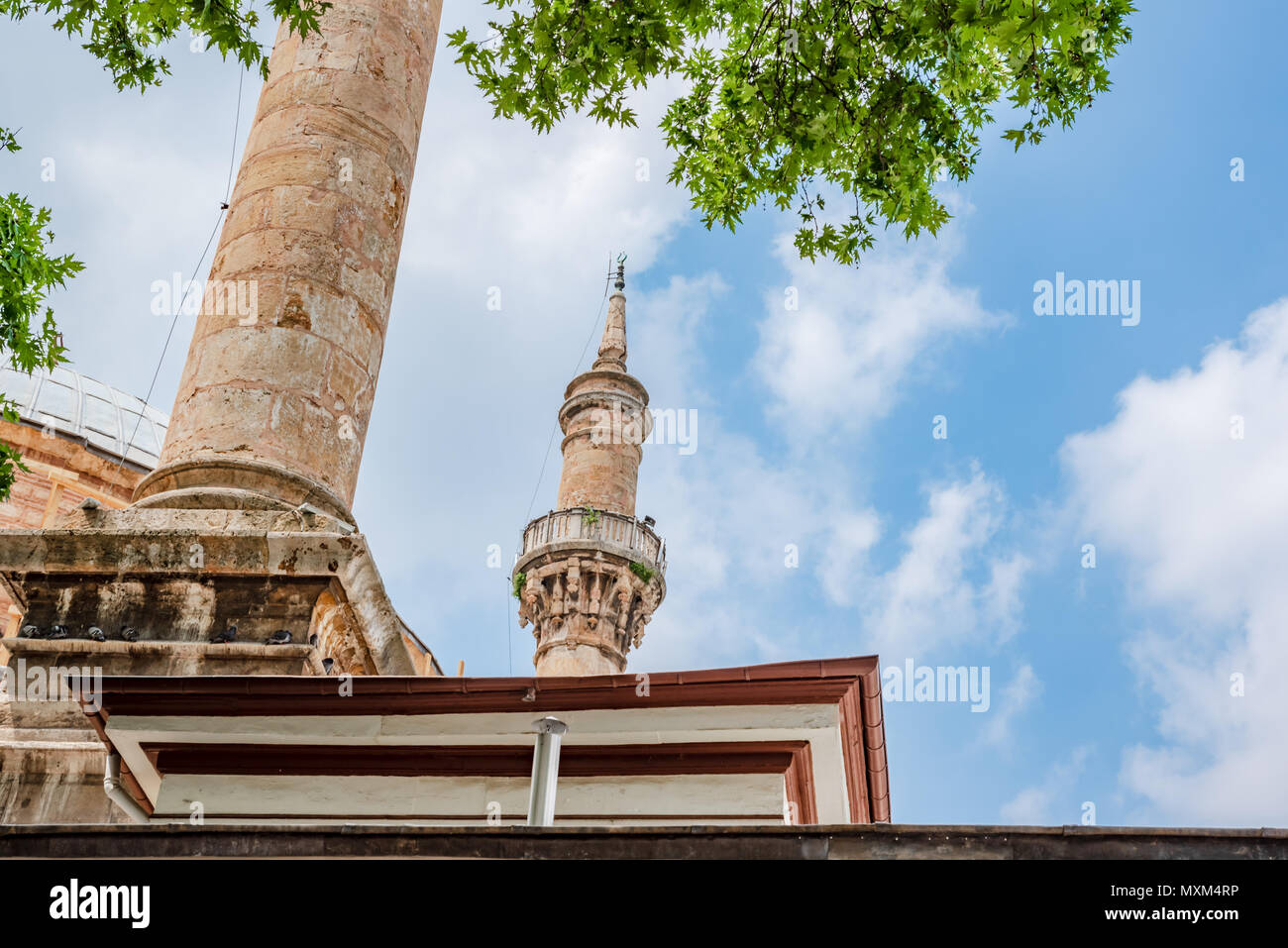Vue extérieure de la mosquée Emir Sultan Emir Sultan ou au Complexe ...