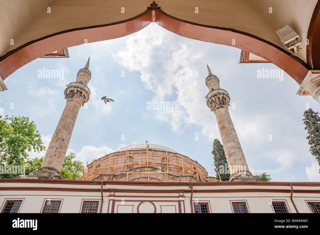 Vue extérieure de la mosquée Emir Sultan Emir Sultan ou au Complexe ...