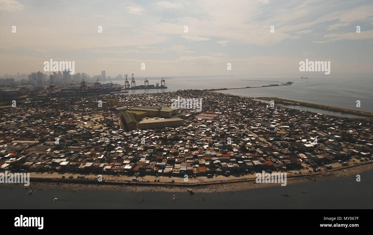 Vue aérienne, quartier pauvre de Manille, les ghettos, les bidonvilles ...