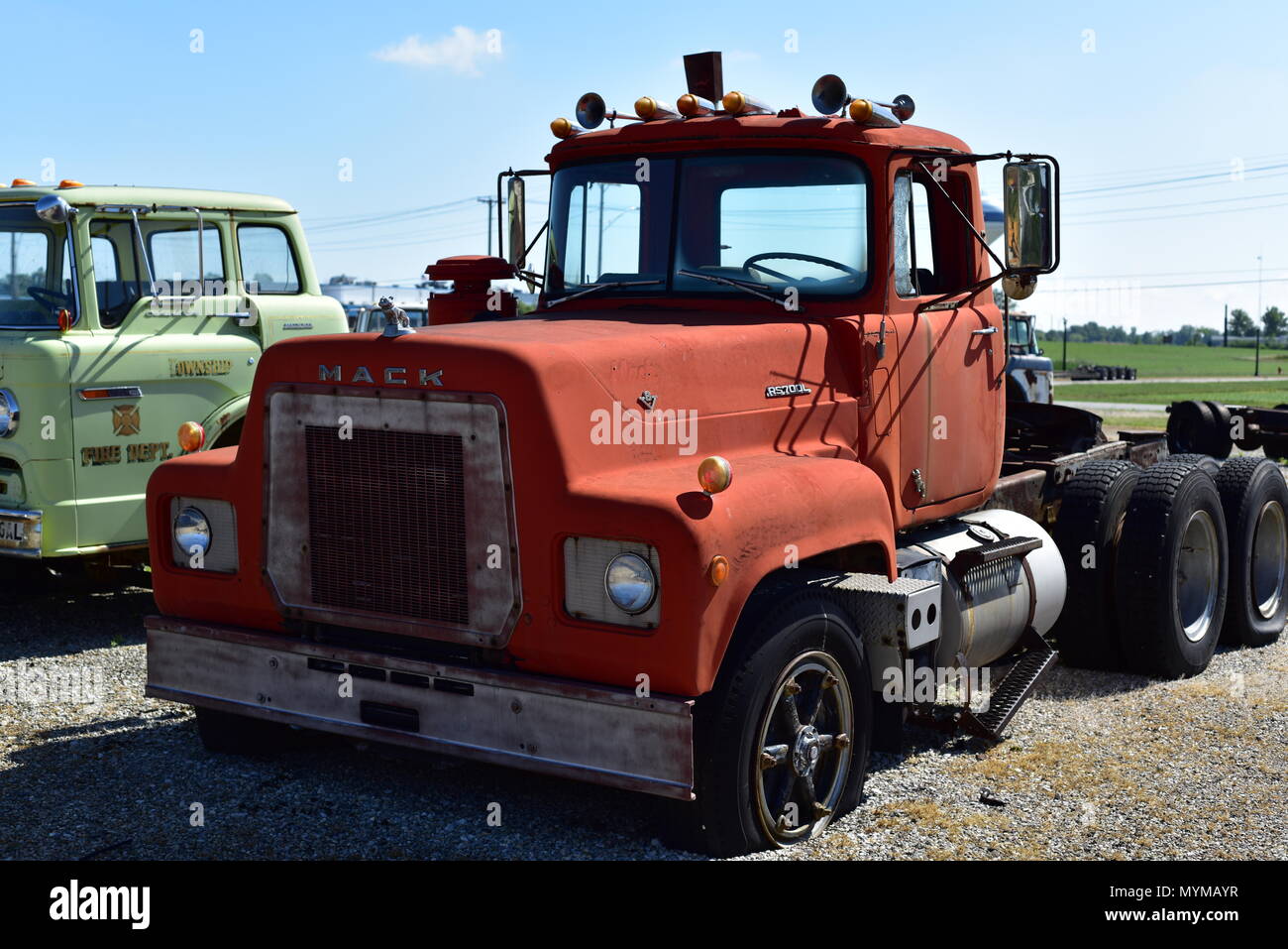 Vieux camion Mack Américain Photo Stock - Alamy