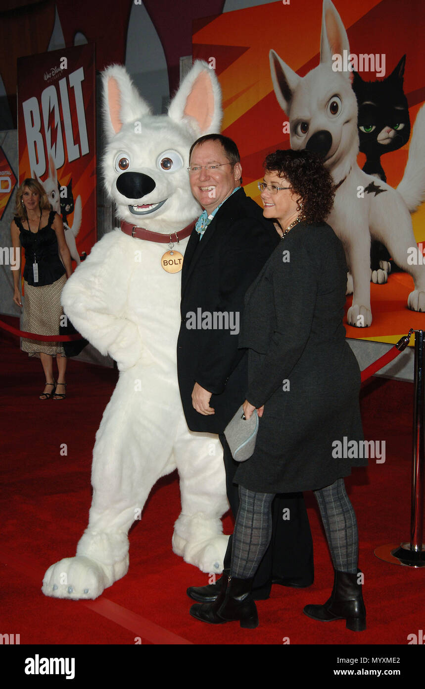John lasseter and wife and children Banque de photographies et d’images ...