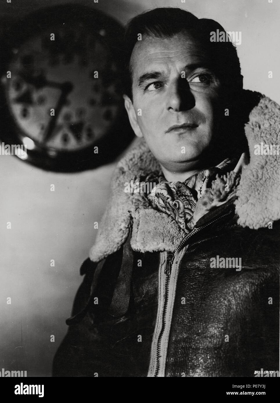 Titre original : le mur du son. Titre en anglais : briser le mur du son ...