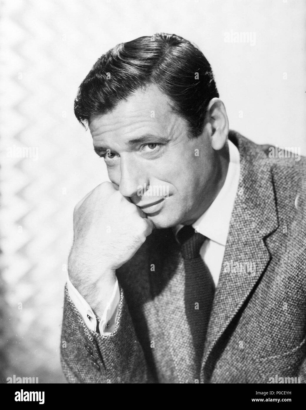 Yves montand Banque de photographies et d’images à haute résolution - Alamy