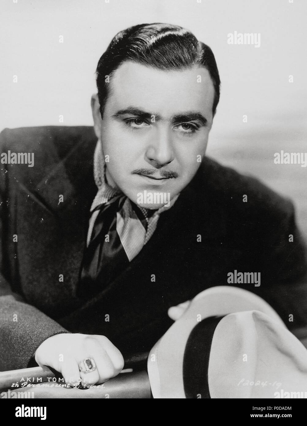 Akim tamiroff Banque de photographies et d’images à haute résolution ...