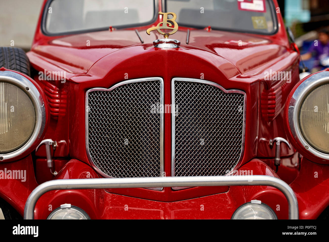 Kitcar rouge Banque de photographies et d’images à haute résolution - Alamy