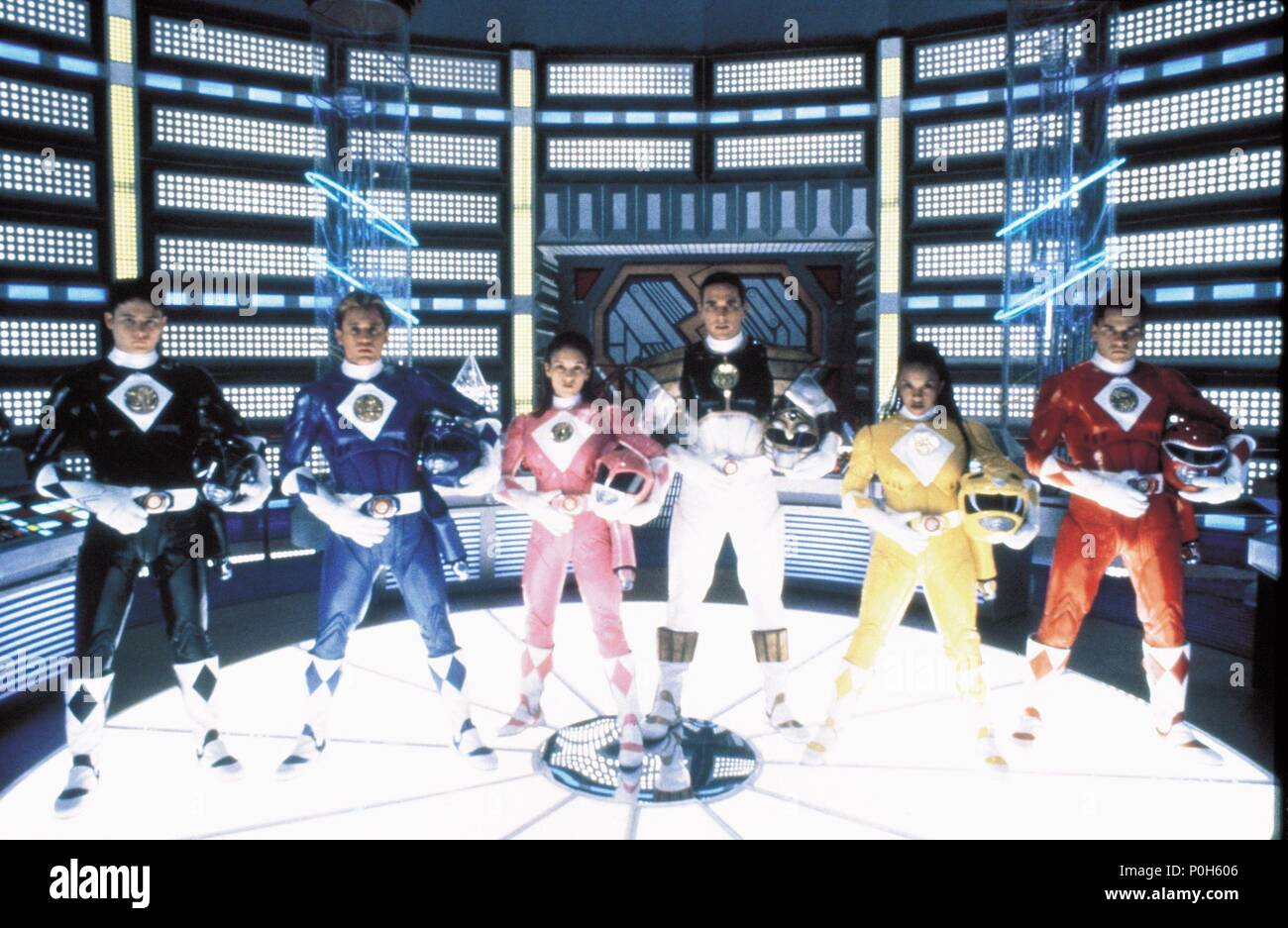 Titre original : Mighty Morphin Power Rangers : THE MOVIE. Titre en ...