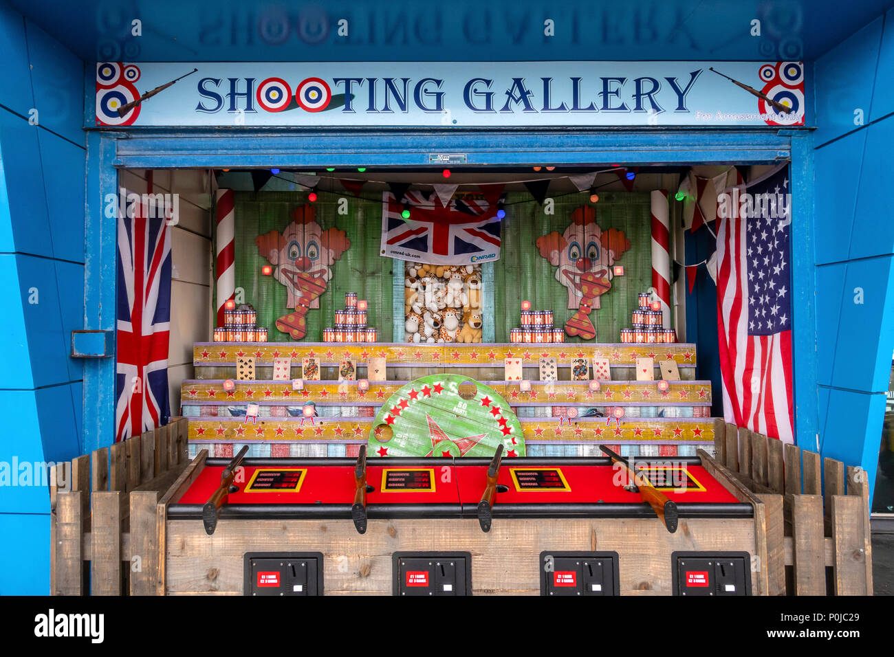 Shooting gallery Banque de photographies et d’images à haute résolution ...
