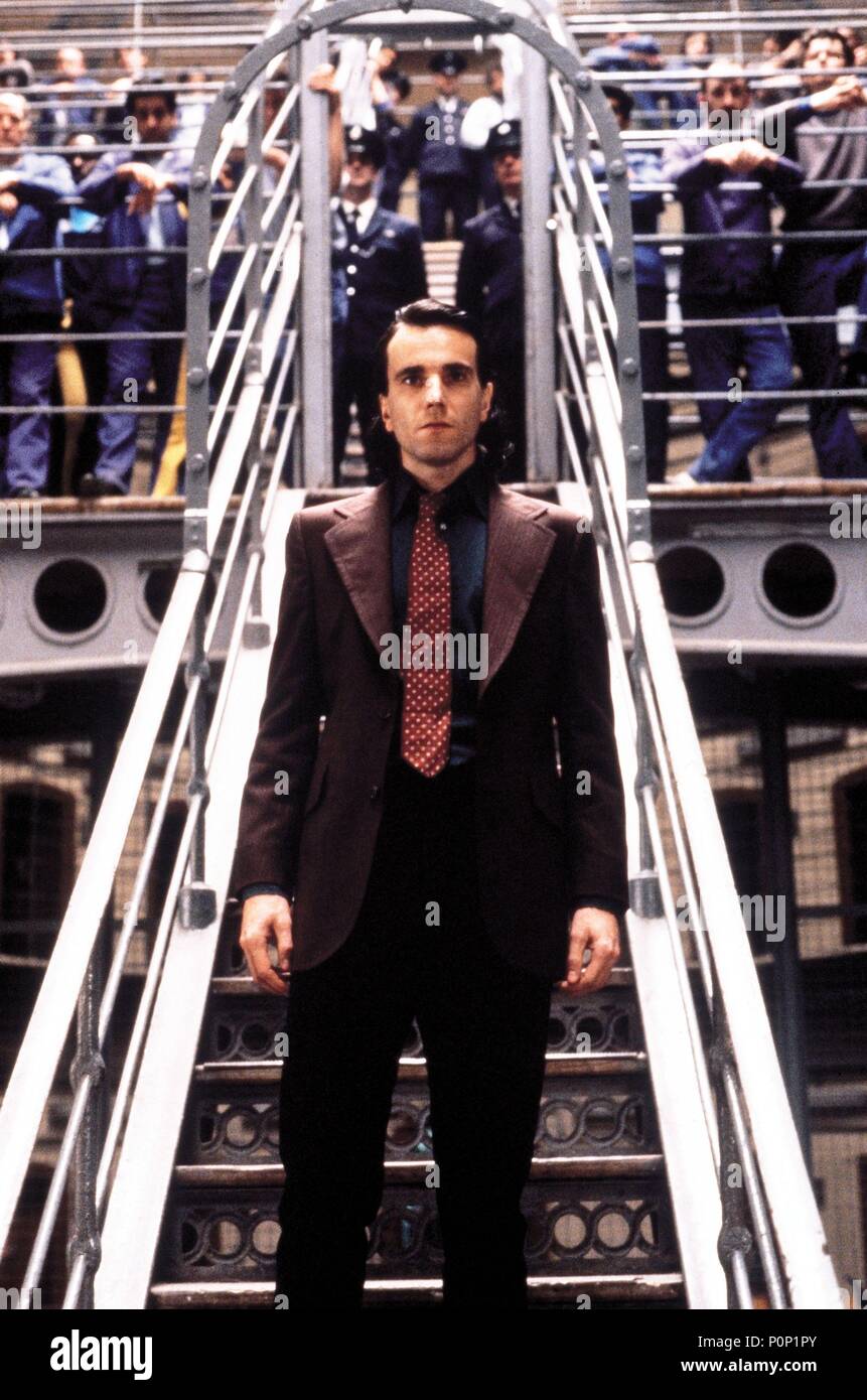 Titre original : AU NOM DU PÈRE. Titre en anglais : AU NOM DU PÈRE ...