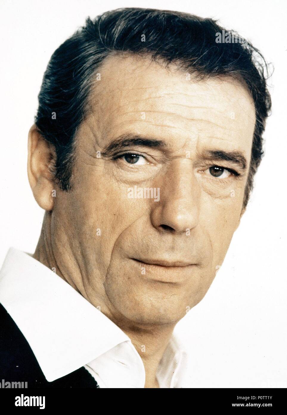 Yves montand Banque de photographies et d’images à haute résolution - Alamy