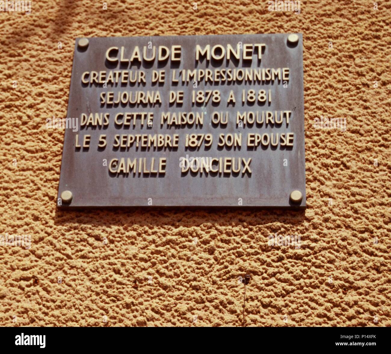La plaque indiquant la mort de l'oeuvre du peintre Claude Monet épouse ...