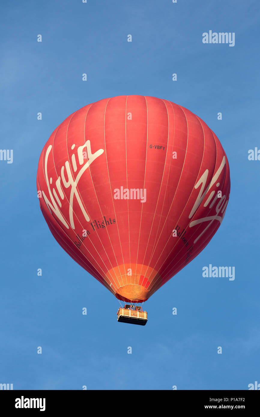 Richard branson balloon Banque de photographies et d’images à haute ...