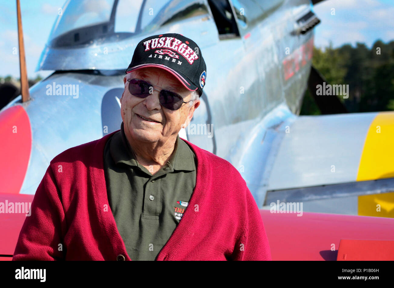 La retraite de l'US Air Force Le Lieutenant-colonel George E. Hardy, un ...