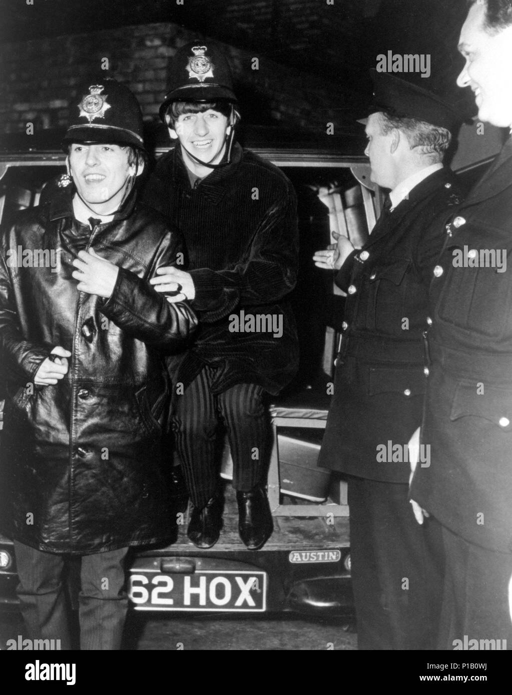 Beatles ringo starr et george harrison Banque de photographies et d ...