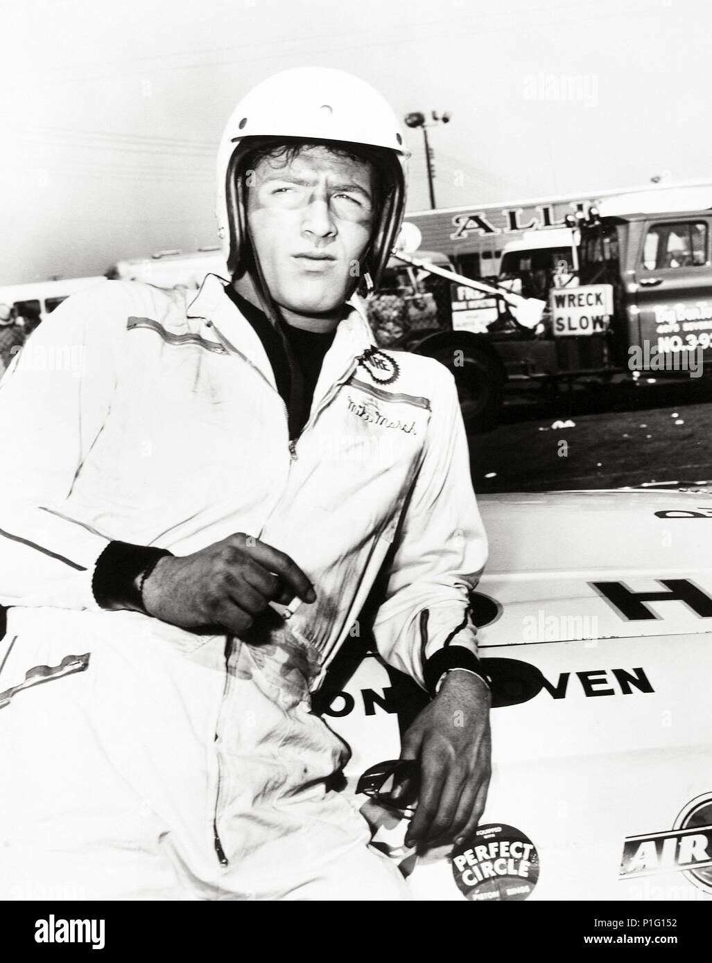 Red line 7000 Banque de photographies et d’images à haute résolution ...