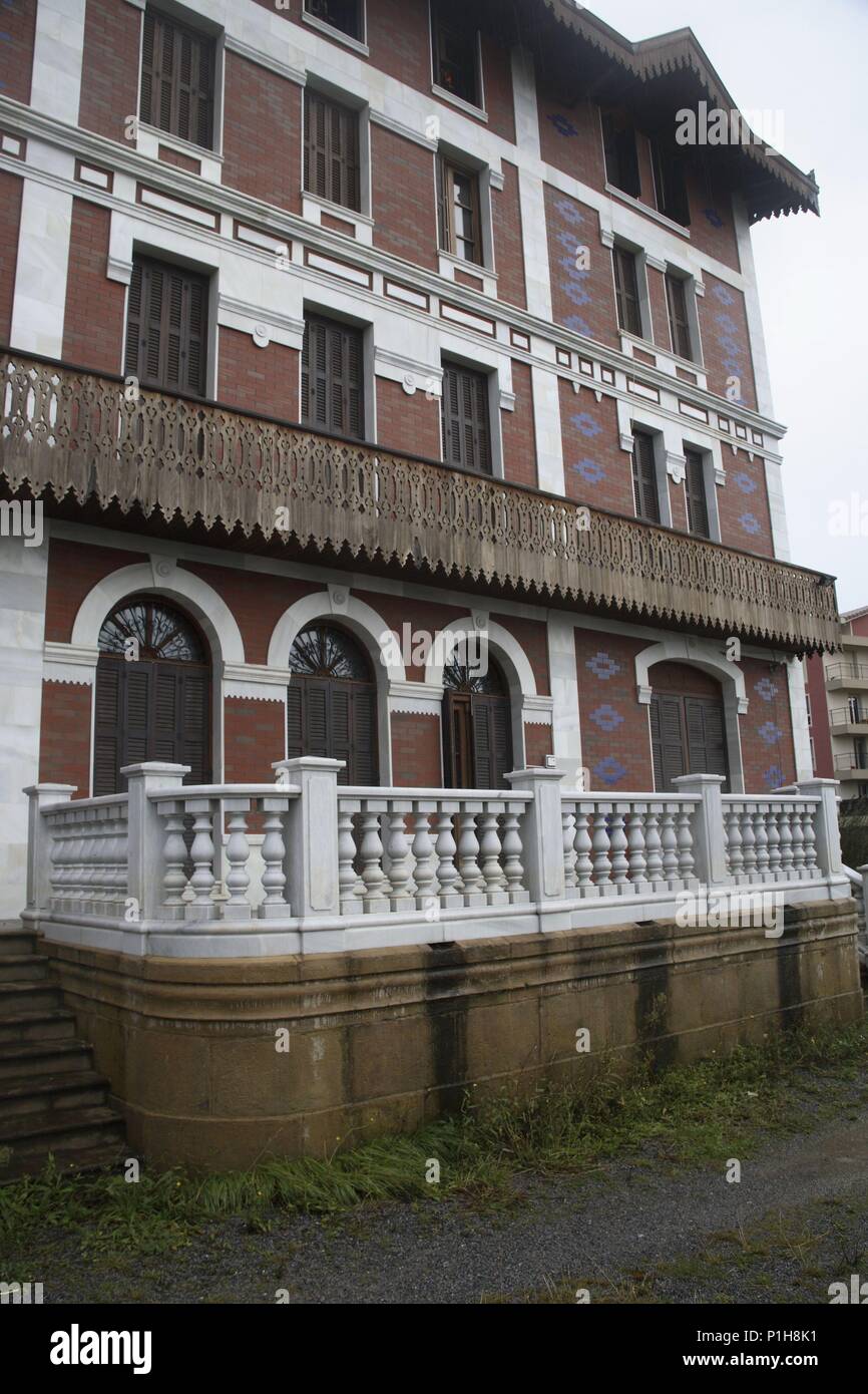 Cristobal balenciaga museum getaria guetaria Banque de photographies et ...