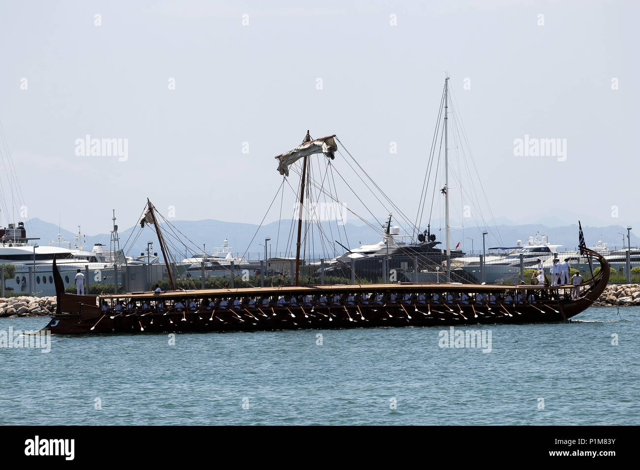 Olympia-village est une reconstruction d'une trirème athénienne antique ...