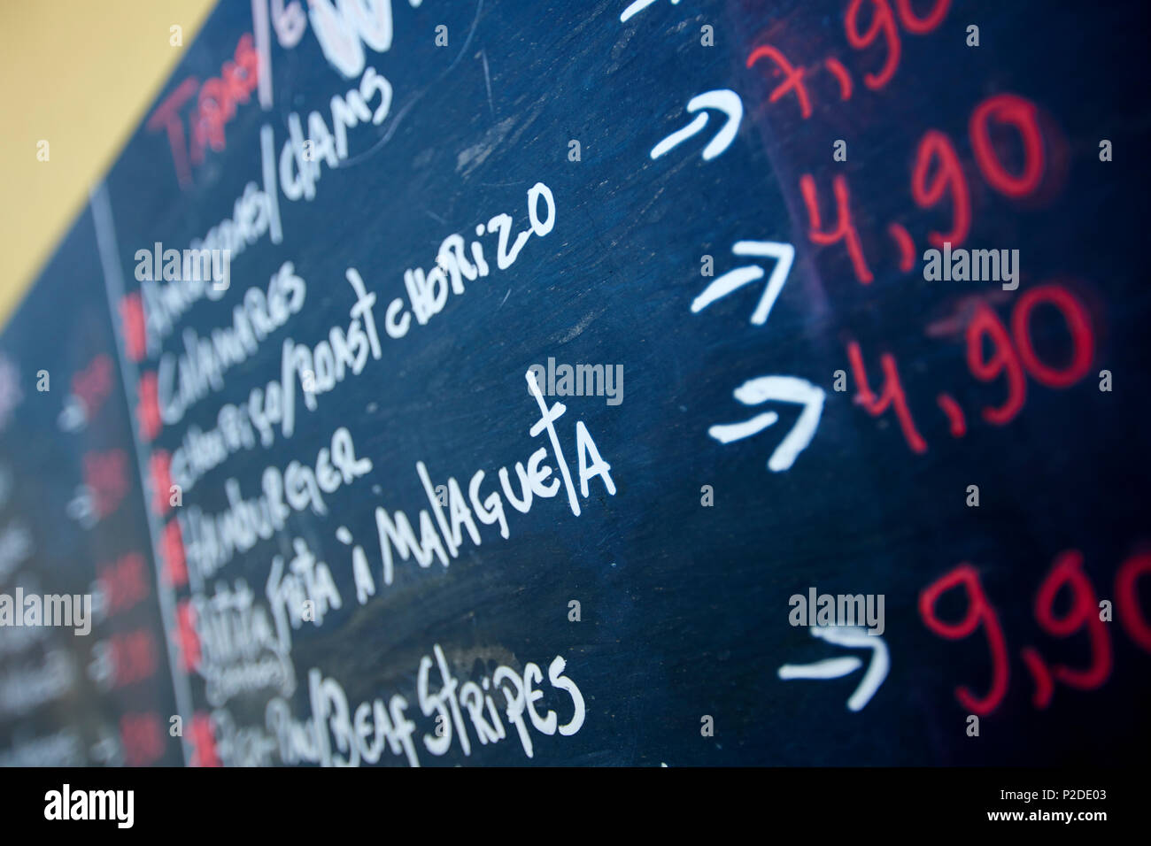 Lisbon portugal menu restaurant Banque de photographies et d’images à ...