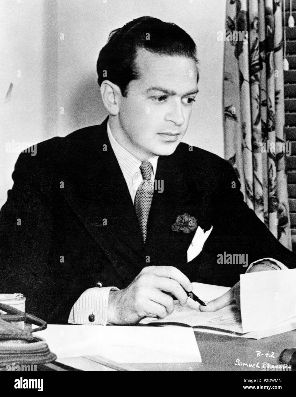 Samuel bronston Banque de photographies et d’images à haute résolution ...