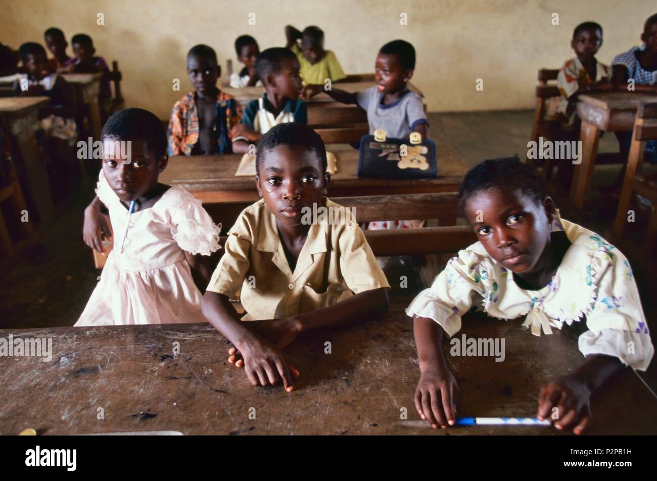 Côte d'Ivoire, Grand Bassam, l'école primaire Photo Stock - Alamy