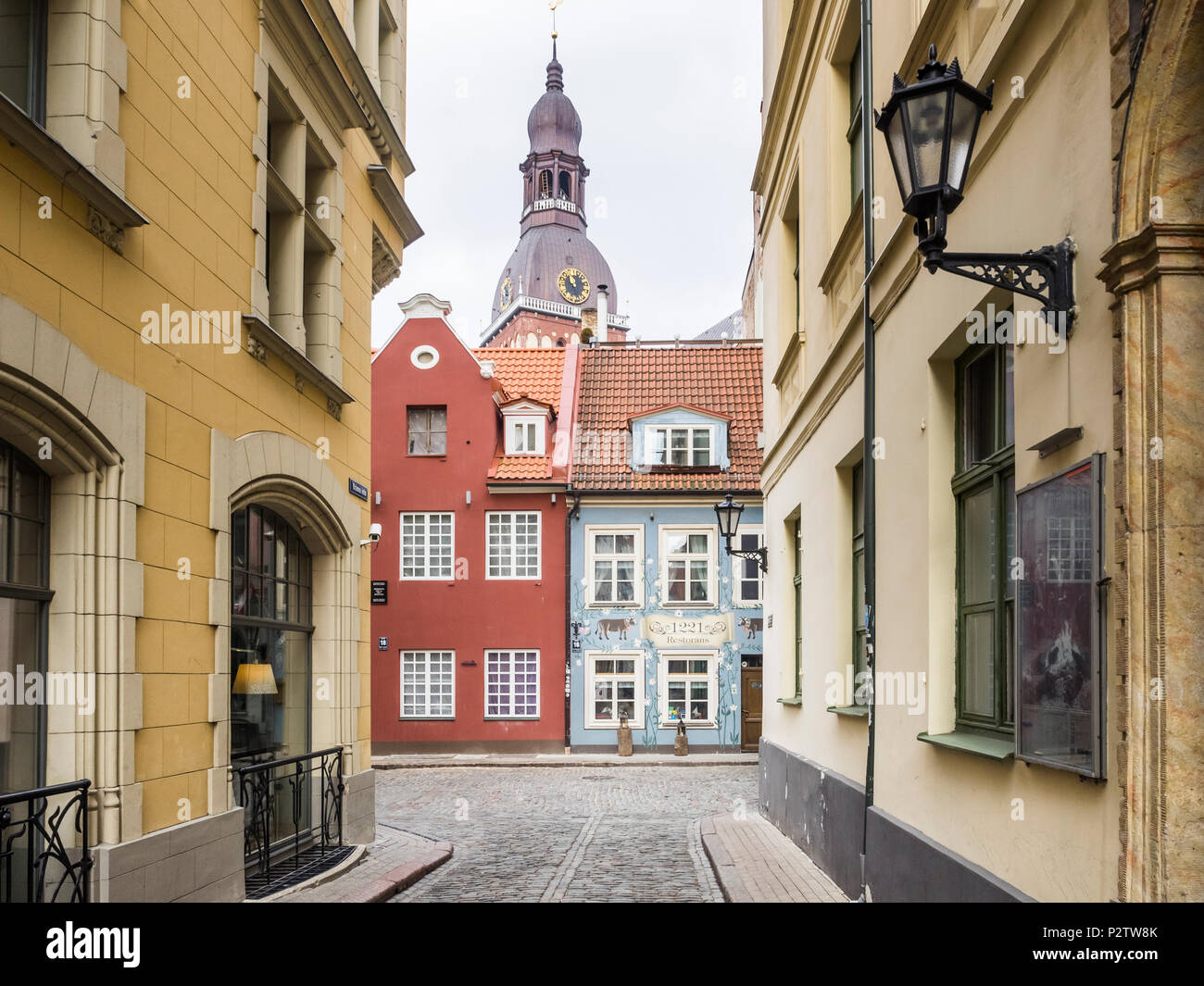 Belle architecture de la ville de riga avec de vieux bâtiments Banque ...