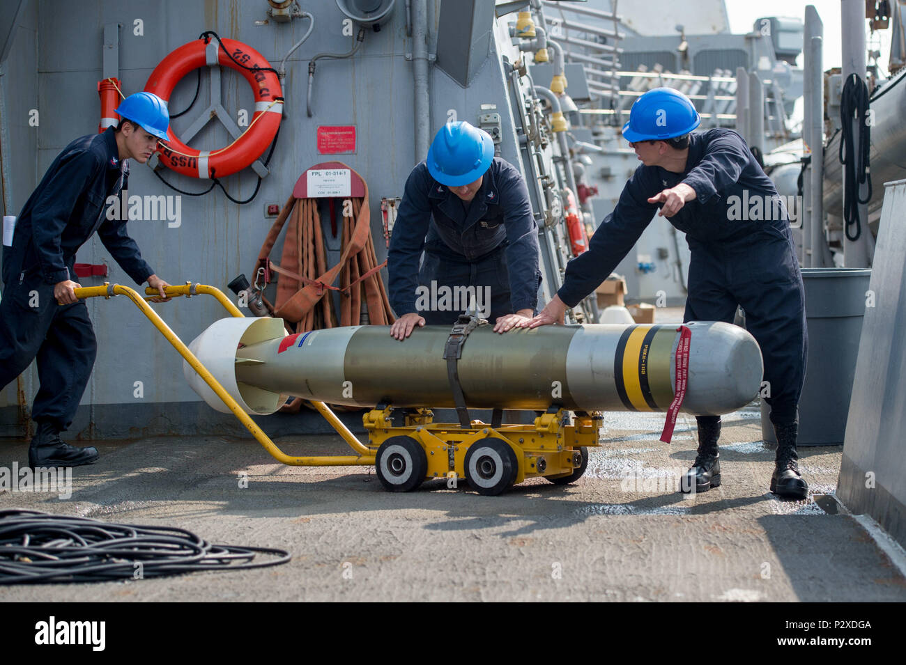 Téléchargement torpille Banque de photographies et d’images à haute ...